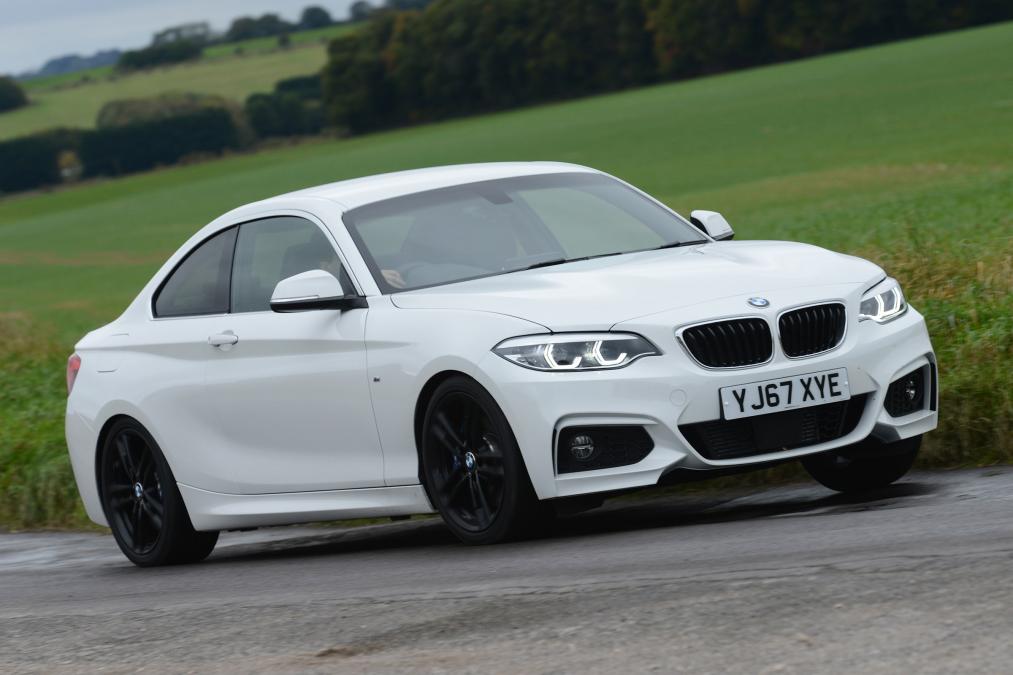 Recensione e prova su strada della BMW 220d xDrive restyling ...